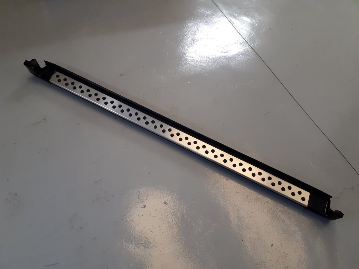 Estribo Premium derecho e izquierdo Renault Austral 2022-2024 ORIGINAL ...