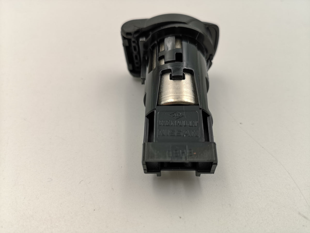 Cigarette lighter 12V 120W Renault Nissan Dacia Captur, Duster, Megane ...